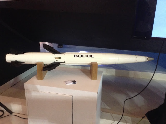 Defensa y Armas: SAAB RBS-70NG muestra la combinación con el radar ...