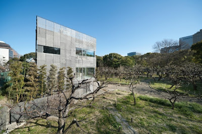 Novel Architecture: Mesh/Earth Terrace House