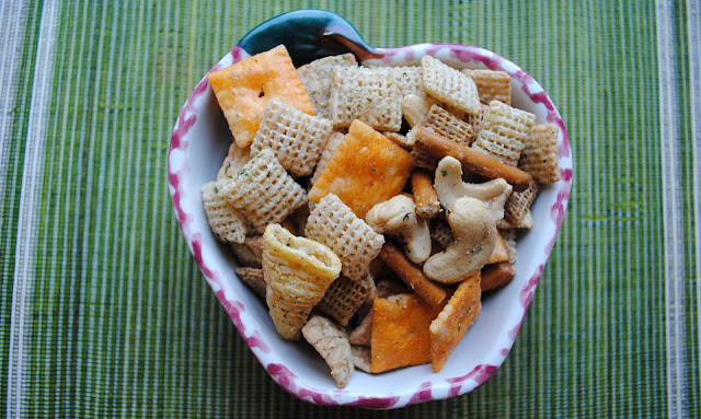 Sweet and Salty Ranch Chex Mix | NeighborFood