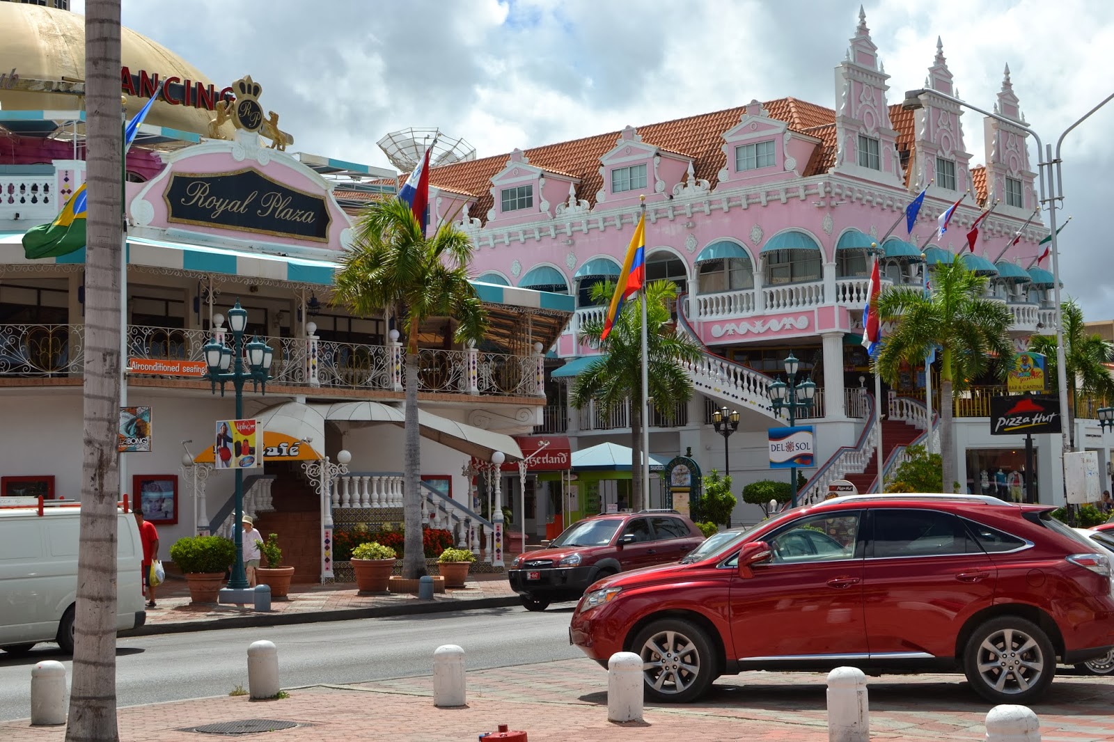 Downtown Chic: Flashback Friday: Aruba