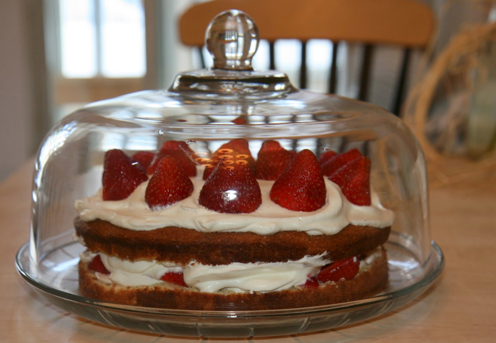 A la Sauce Franco-Québécoise: Le meilleur shortcake aux fraises de Ricardo
