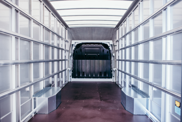 RENAULT MASTER 2.3 130 WITH DRIVERS PACK LOLOADER LUTON £22850