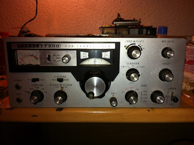 Restauraciones: YAESU FT200
