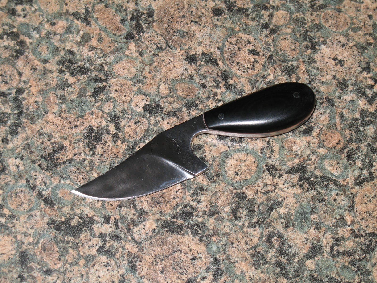 Dan's Knives: Finger Knives