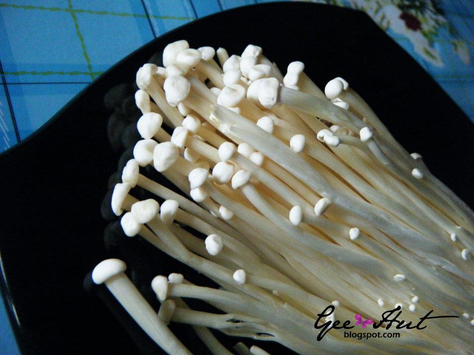 GeeHut: Cendawan inoki