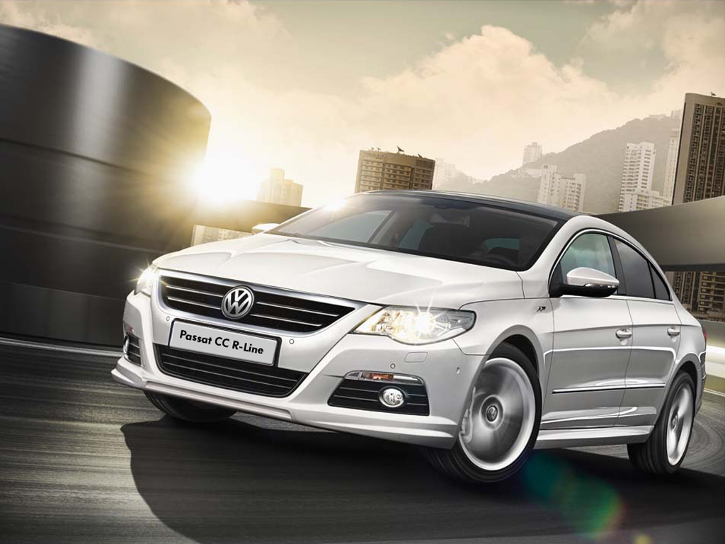 VOLKSWAGEN: The New Passat CCR Line 2012