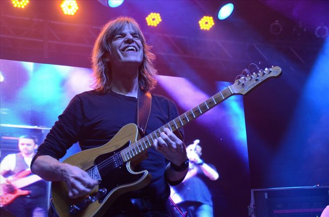 Willie Said:: Mike Stern - Play (1999)