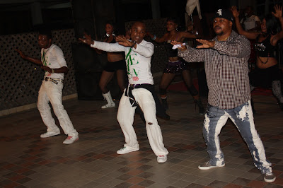 EXTRA BONGO: EXTRA BONGO NDANI YA UKUMBI WA ZONGHWAA LEO VICTORIA ...