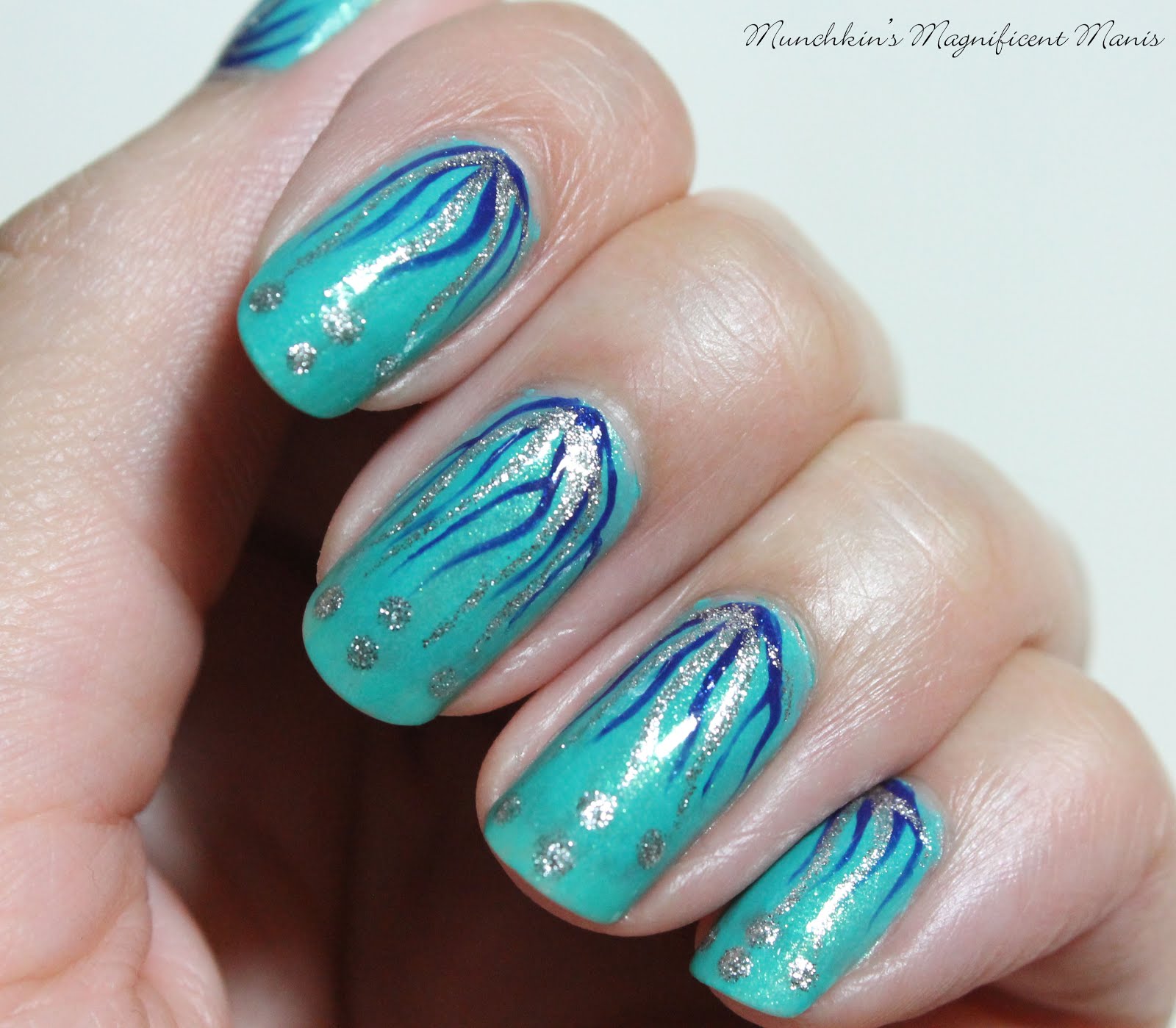 Munchkin’s Magnificent Manis: Underwater Seascape- Waterfall Nail Design