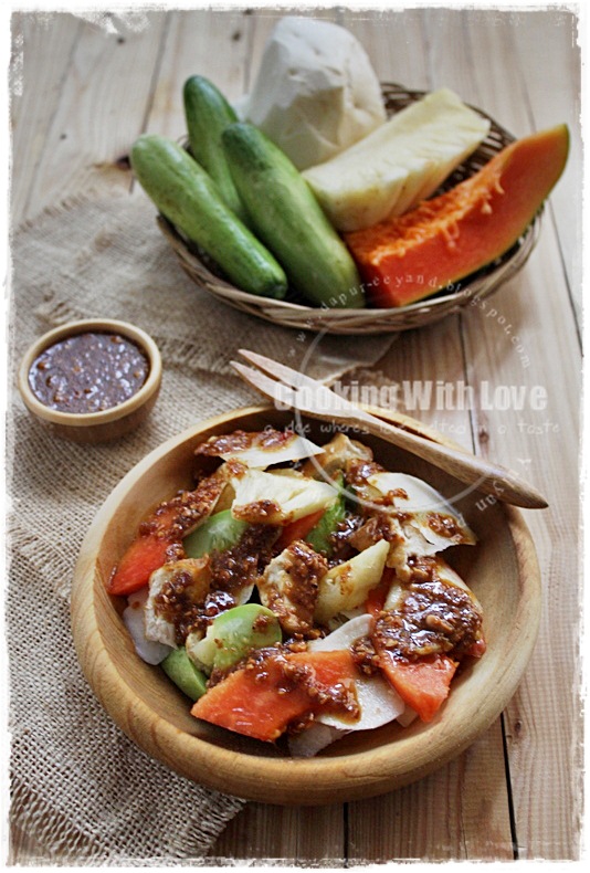 Cooking With Love: Asinan Buah & Rujak Manis