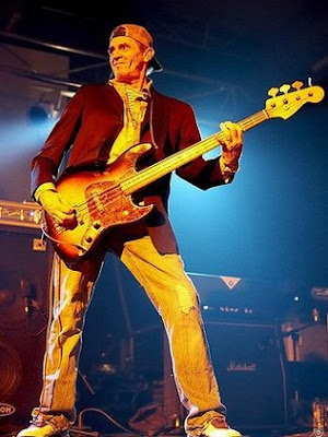 Horns Up Rocks: MC5's Michael Davis Dead At 68 - Rock In Peace!