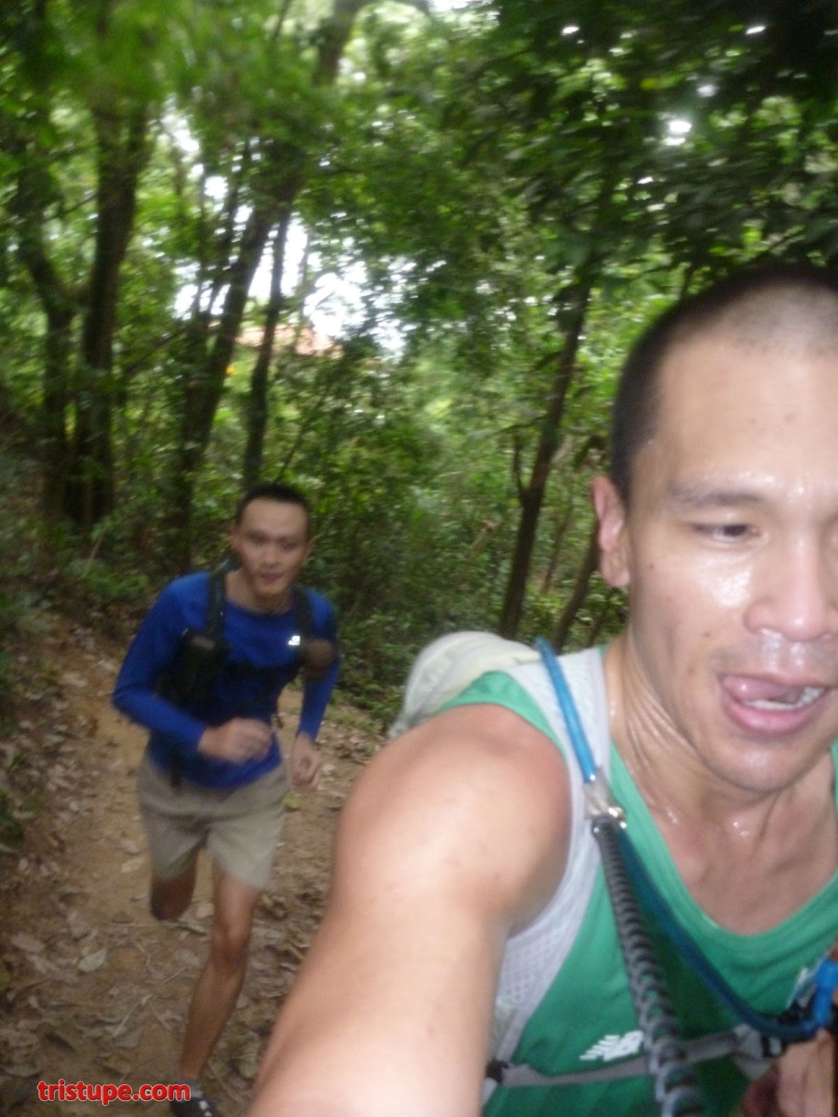 Brooks Frunners : A Farewell Run To Ro-Lance Cheah ~ TRISTUPE.COM