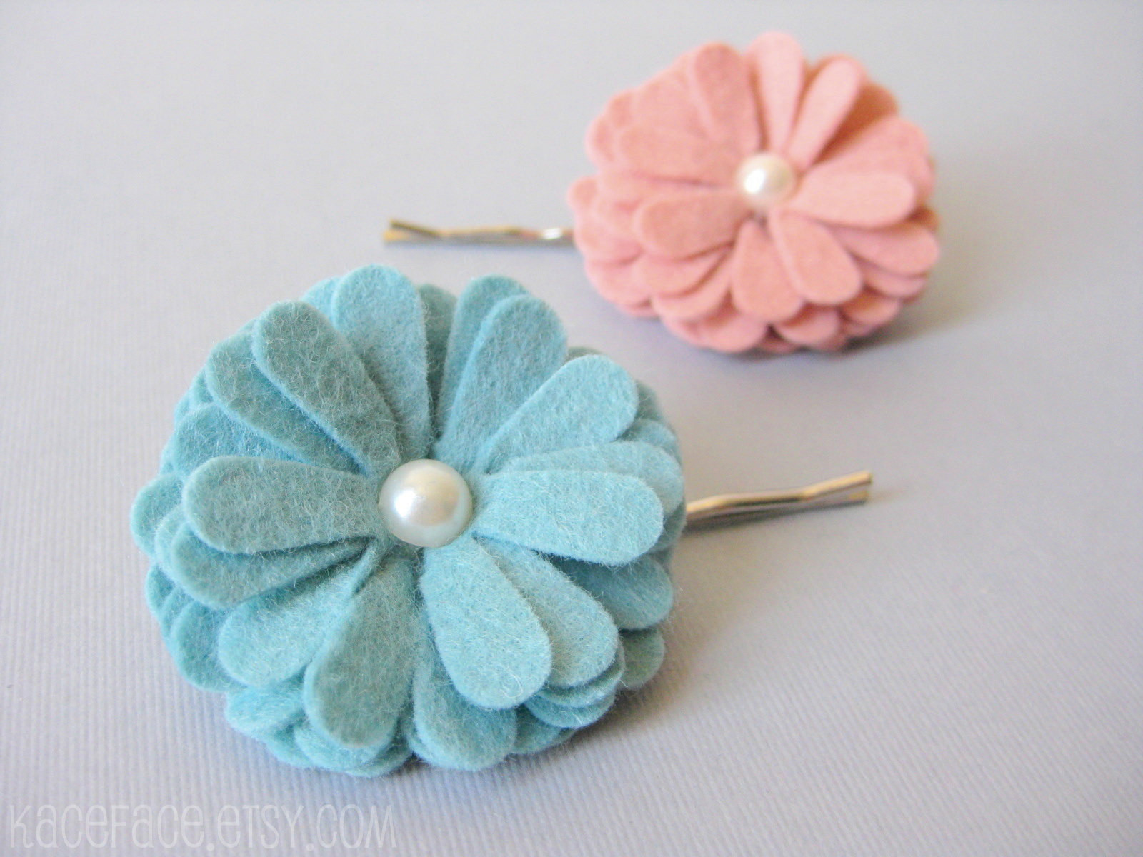 stayathomeartist.com: floral bobby pins...