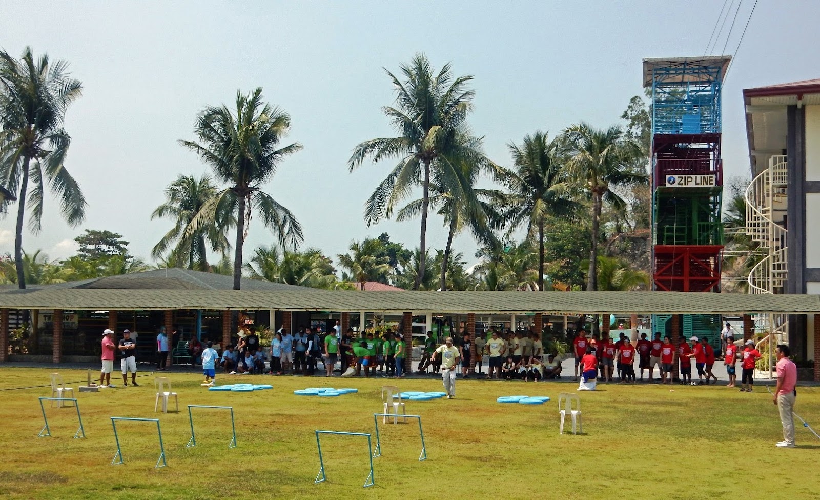 the viewing deck: Subic's White Rock Beach Resort Family Day Tour