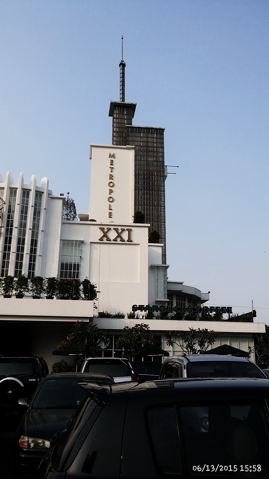 Bioskop Megaria aka Metropole ~ Lajang Life