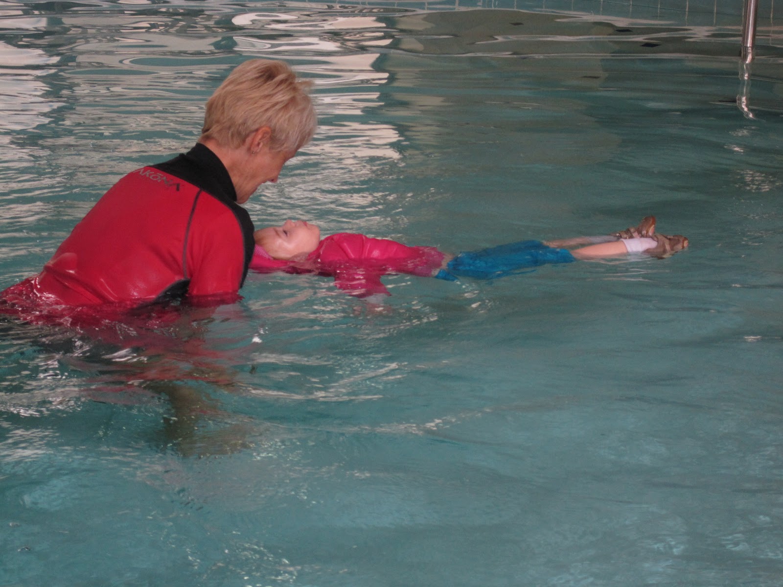 The Kaiser Girls and Daddy: Infant Rescue Swimming