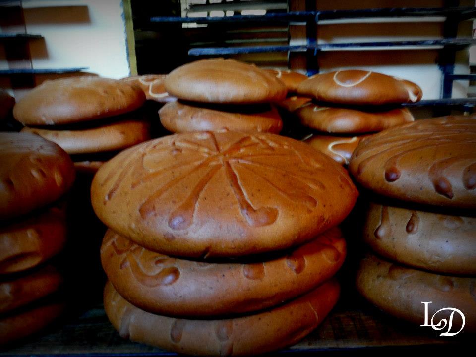 Jaime Ramos Méndez: Pan tradicional de Tingüindín en Michoacán - Semas ...