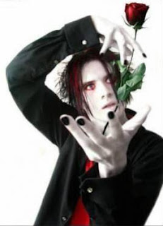 TRIBUS URBANAS: DARKETOS