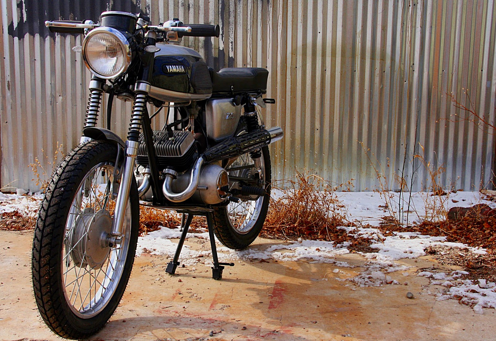 Rusty Bolt Garage: 1968 YAMAHA AS1-C Street Scrambler