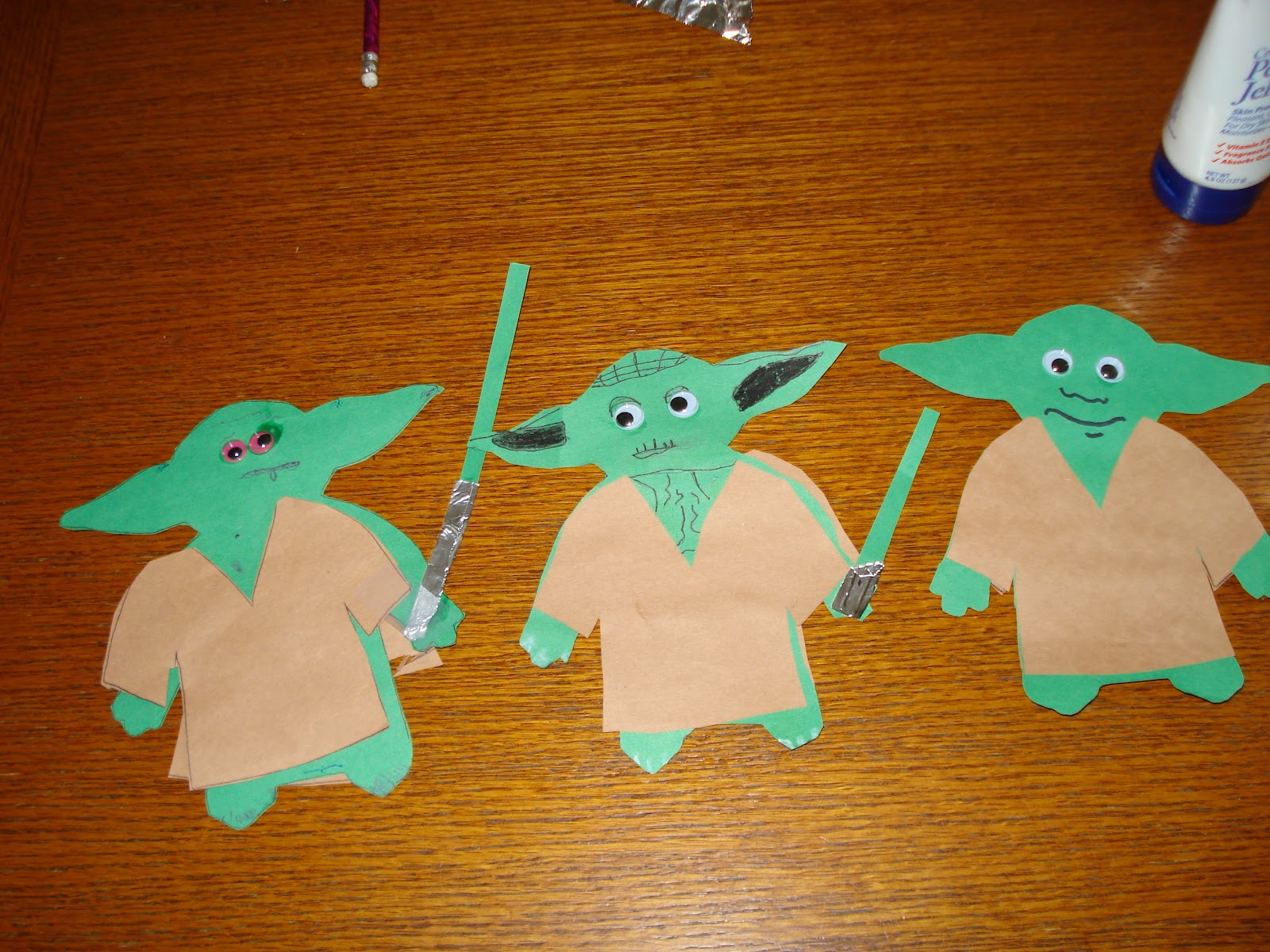 Talented Terrace Girls: Munchkin Monday: Yoda Craft