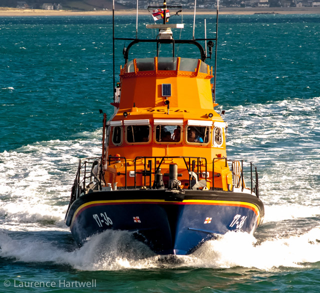 Through the Gaps! - Newlyn Fishing News: Met line #tubechallenge for ...