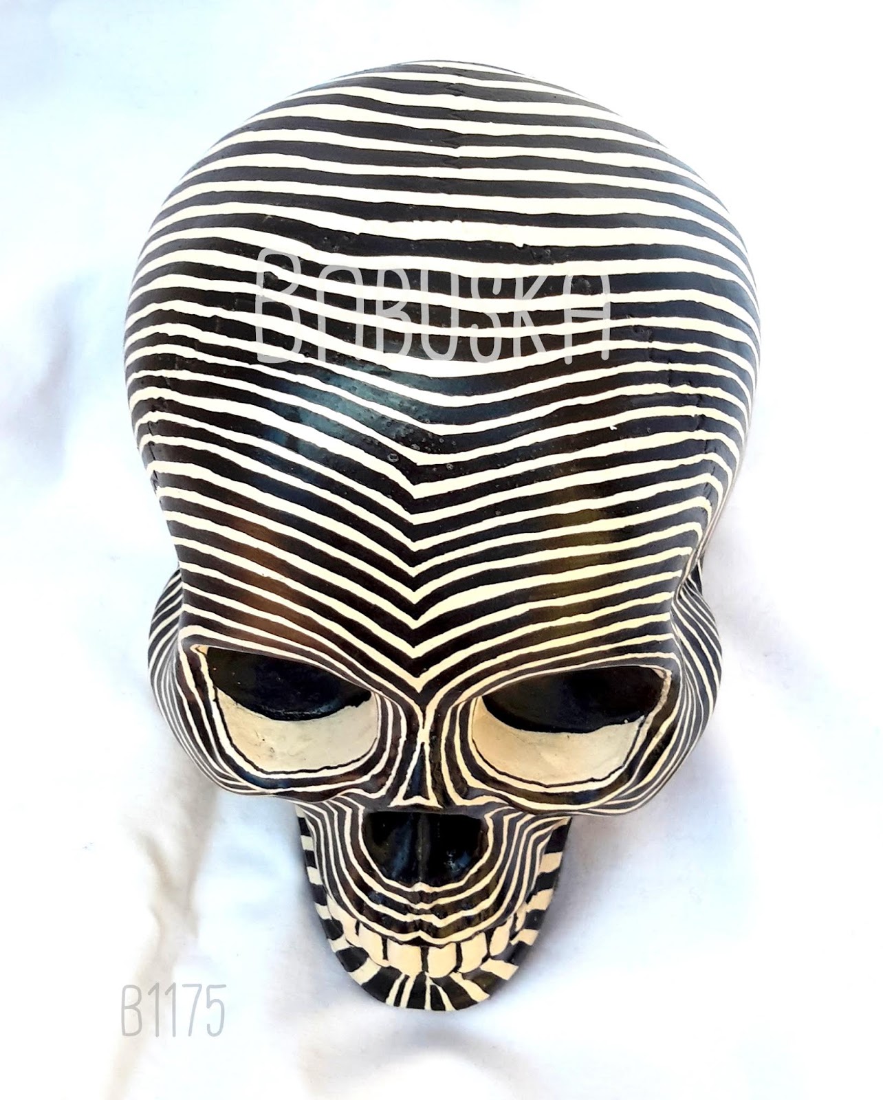 Babuska con Amor: Cebra