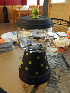 Armed with Lipgloss and Power Tools: DIY Halloween Gumball Machine