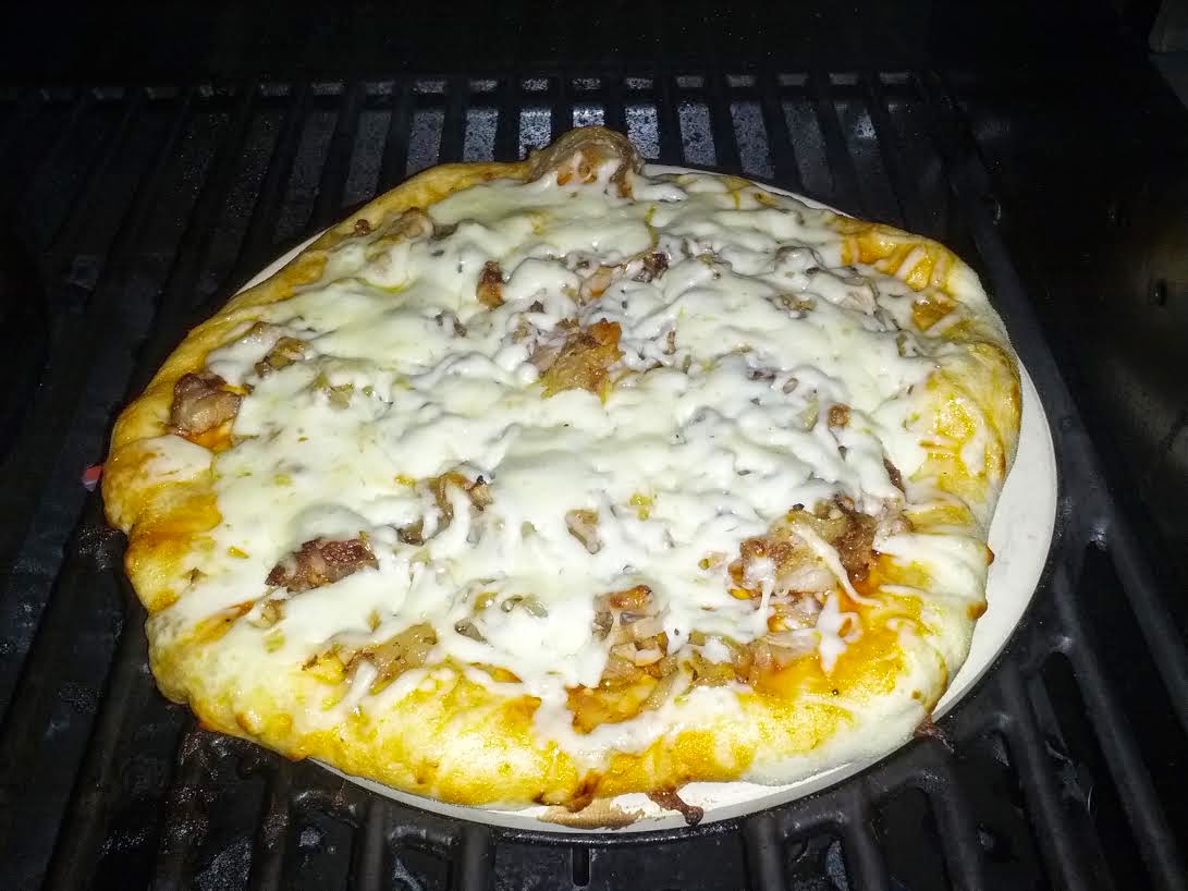 Left Over Pulled Pork = Maple Smokehouse Pizza