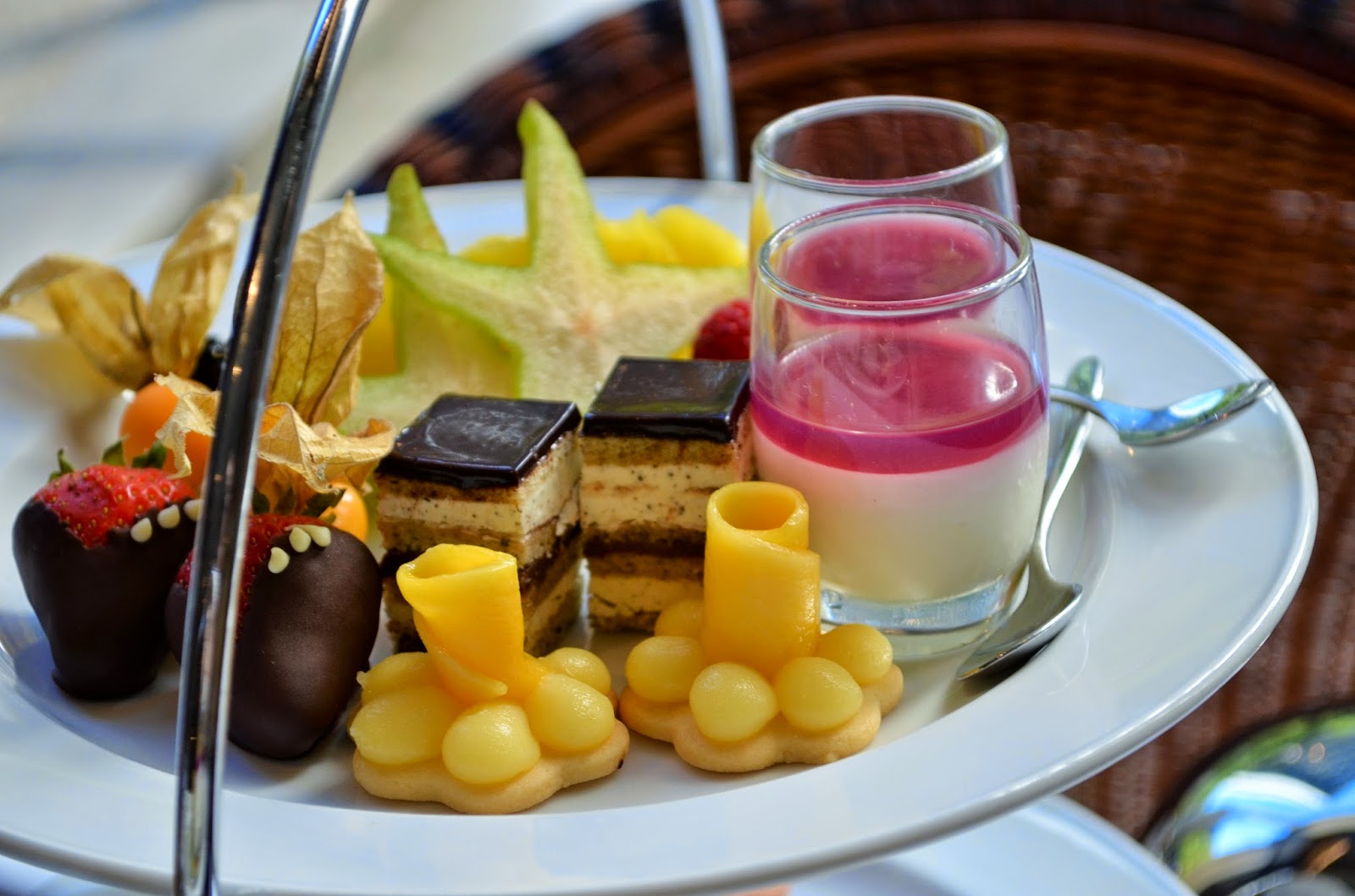 Vancouver Vogue: Afternoon Tea for Fashionistas: TWG Tea Haute Couture ...