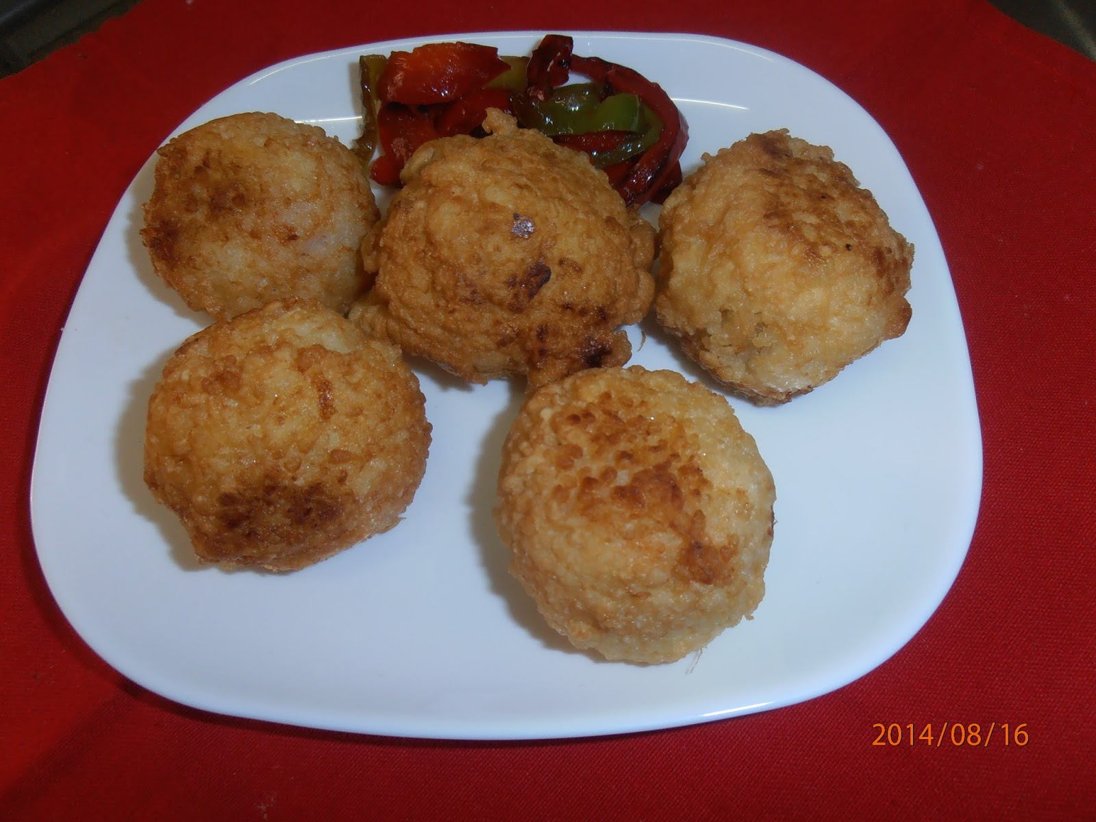 DELIKASERO: Bolas de arroz fritas