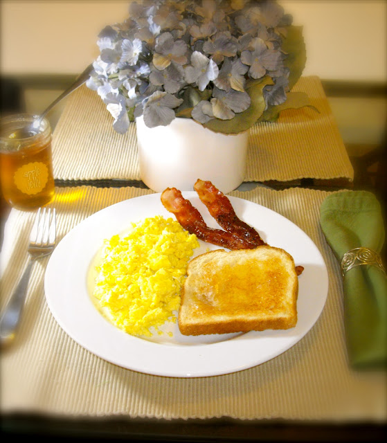 Yummy Love: Classic Breakfast