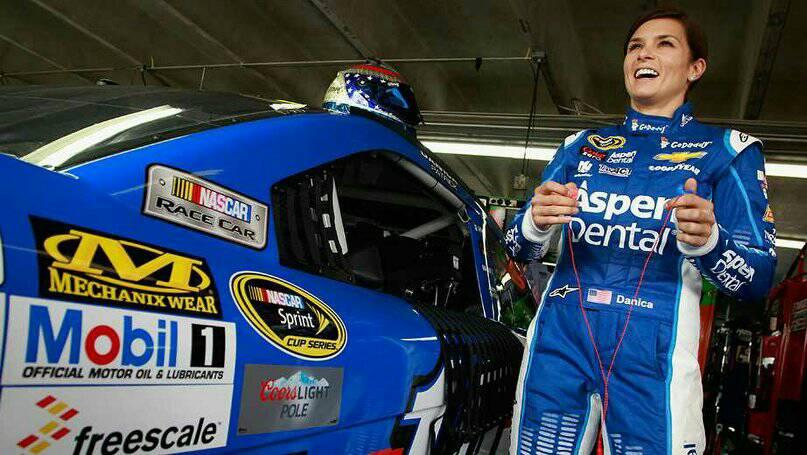 MUSCLE CAR COLLECTION : Danica Patrick Nascar Race Car Driver Record