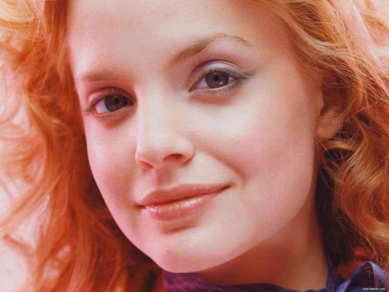 mena suvari awesome and fabulous images hd wallpapers photos and ...