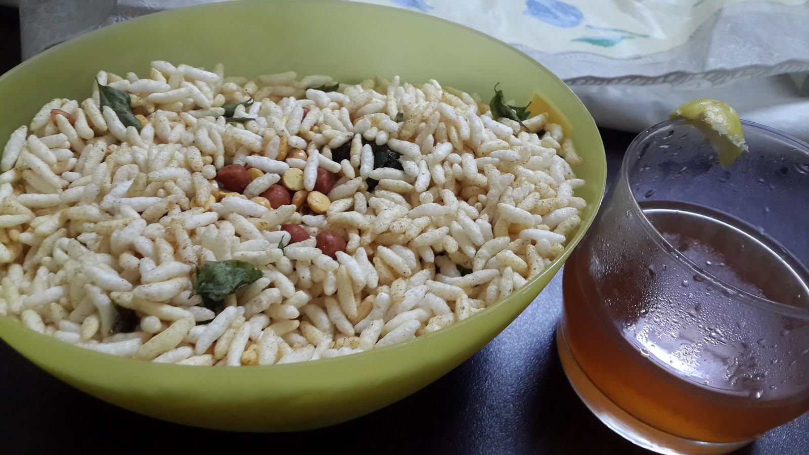 Cooking is Divine :-): Fried Puffed Rice