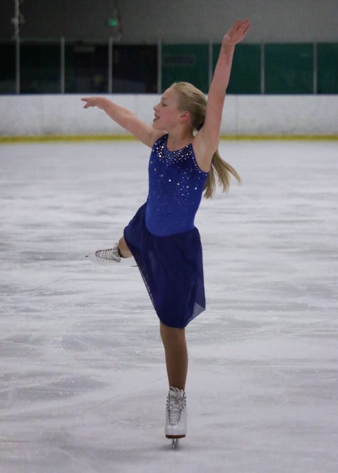 The Ice Skating Blades Continue to Turn: Colleen's Holiday Ice Dance 12 ...