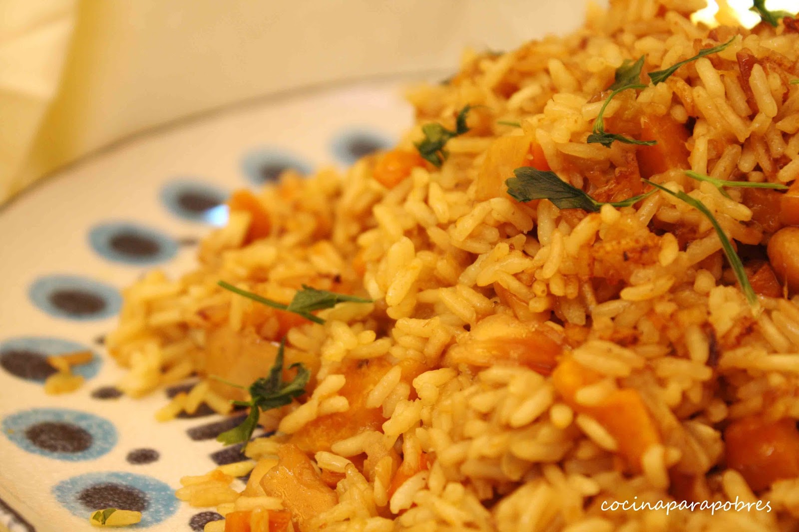 Arroz con cardamomo y cacahuete