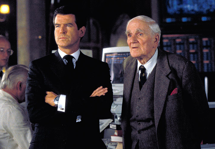 Uncle Oscar: Q or the nicest character of the James Bond Series