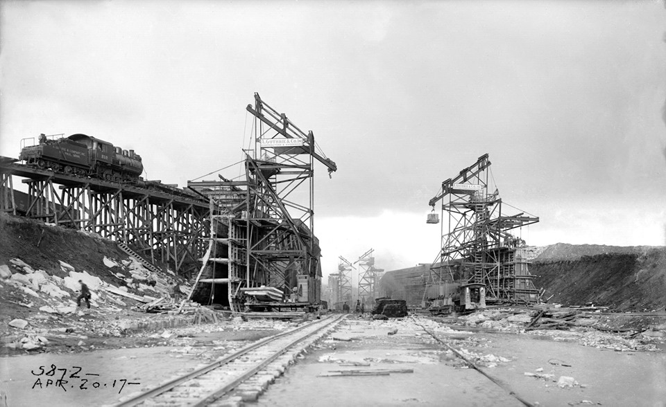 Industrial History: MWRD: Building the 1911-22 Cal-Sag Channel