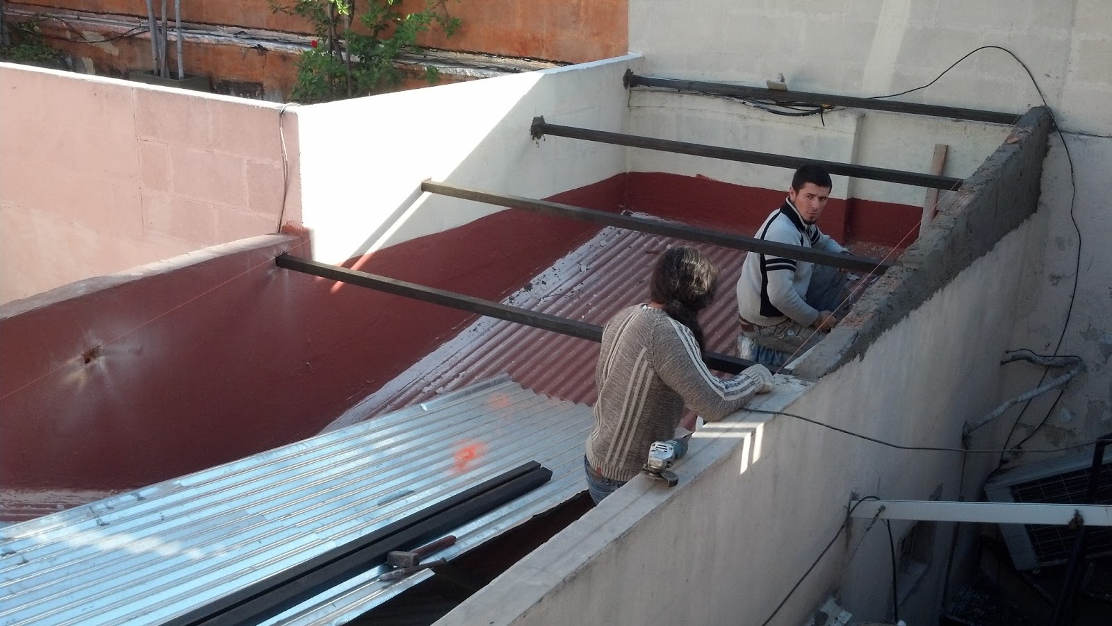 Nuevos Proyectos: TECHADO DE CHAPA CON REALIZACIÓN DE TABIQUE EN CUÑA.