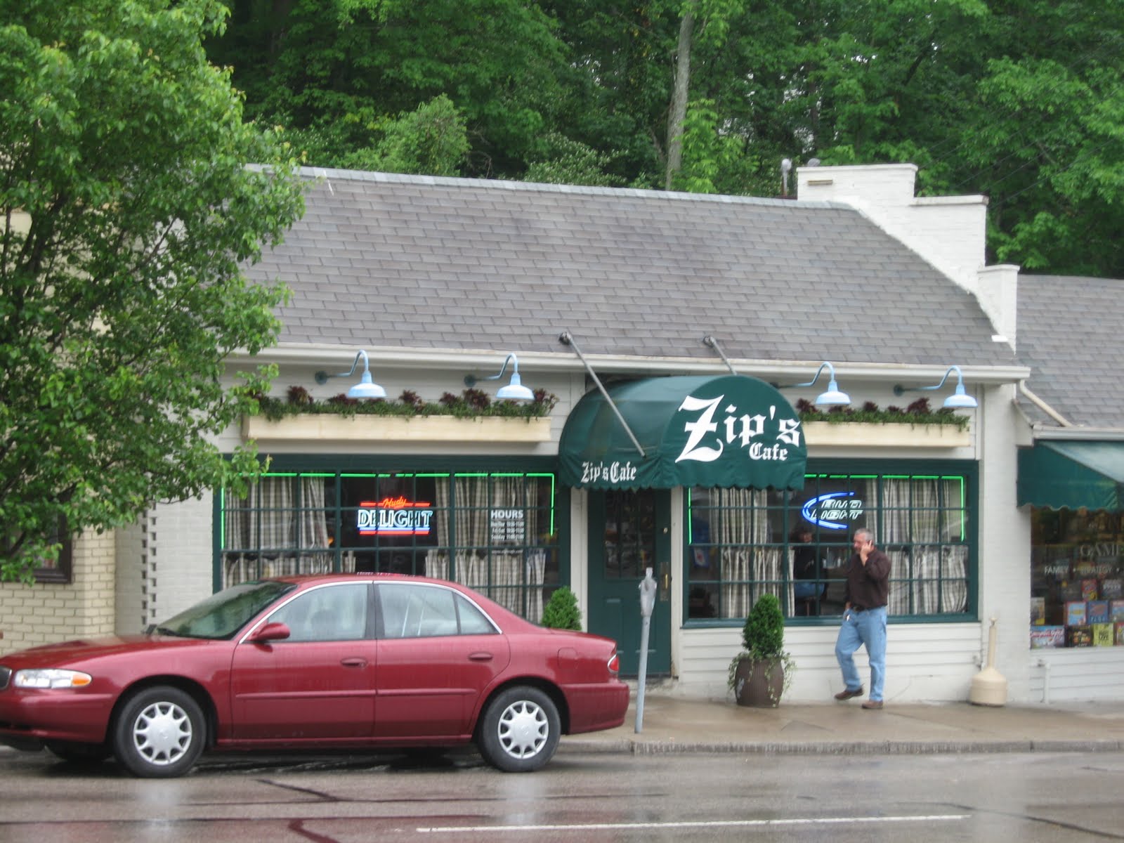 SD Burger Buds: Have Blog Will Travel - Zip's Cafe: Cincinnati, OH