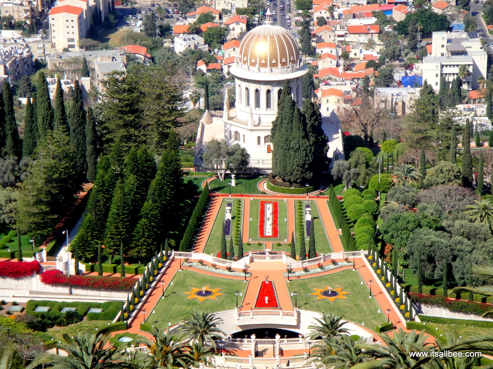 Bahai Gardens Haifa | Peace and Harmony in the Ba'hai Gardens | ItsAllBee