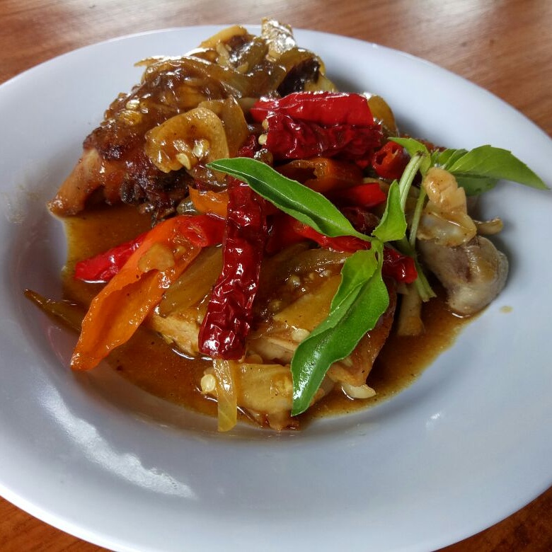 Bebek asap bawor : Ayam geprek