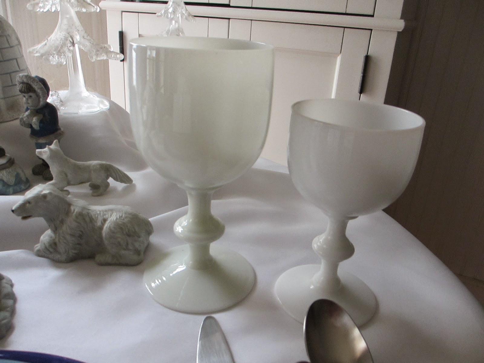 Table for One: Eskimo Nativity Table for One