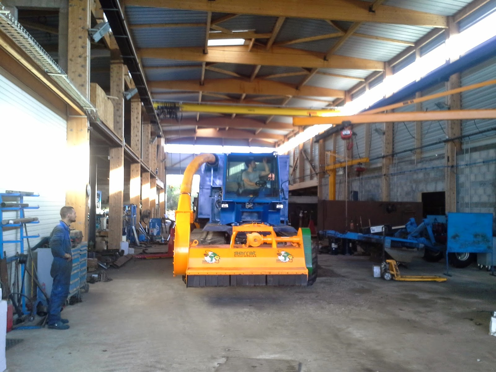 Mécanisation forestière / forestry mechanization: Rubber track vehicle ...