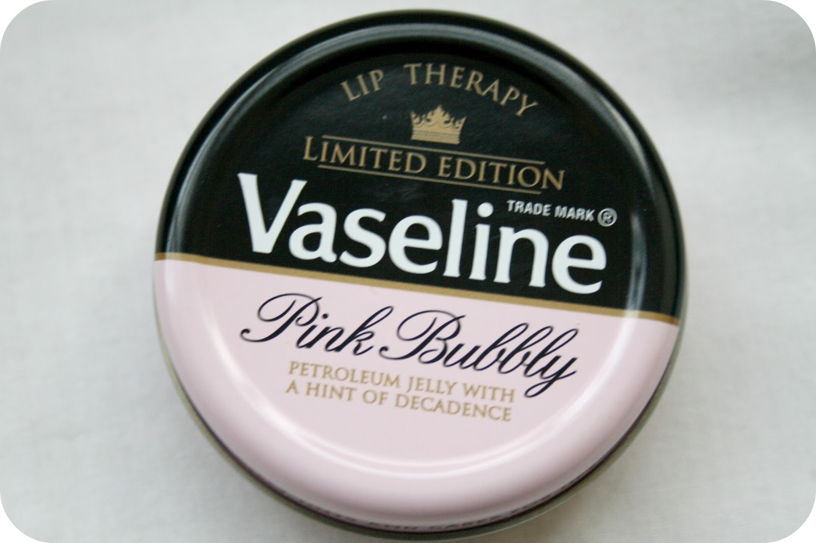Vaseline Pink Bubbly Lip Therapy