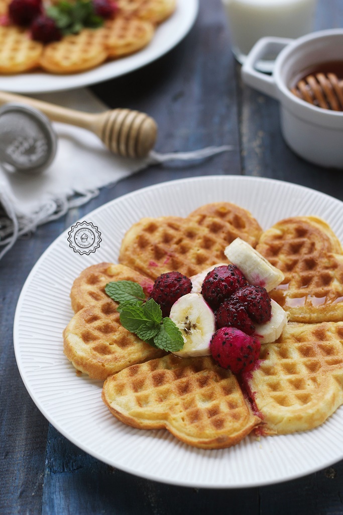 Indonesia Food Eat Topping: FLUFFY WAFFLE