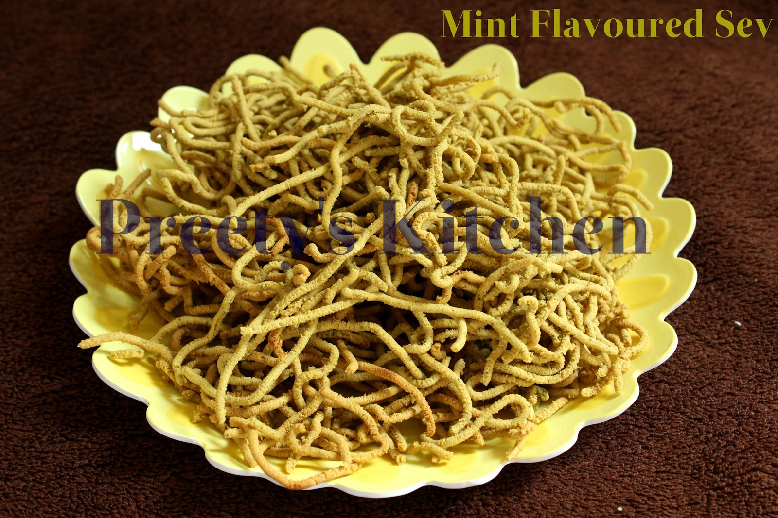Preety's Kitchen: Mint Flavoured Sev/Sirni/Mixture
