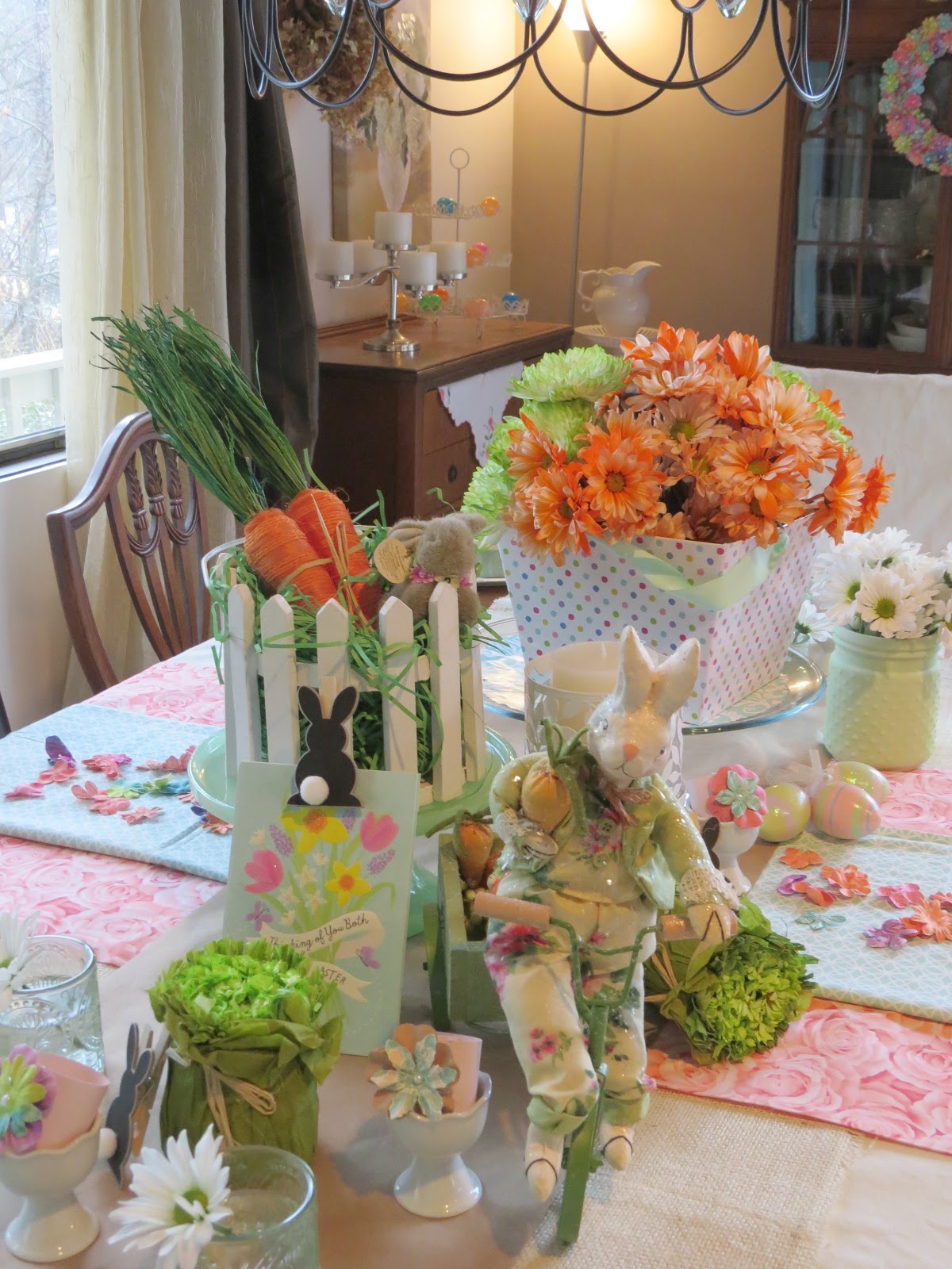 DesignsandEvents: Whimsical Easter Tablescape