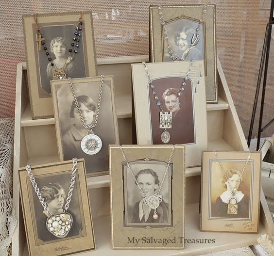 Creative Jewelry Displays - Booth Crush