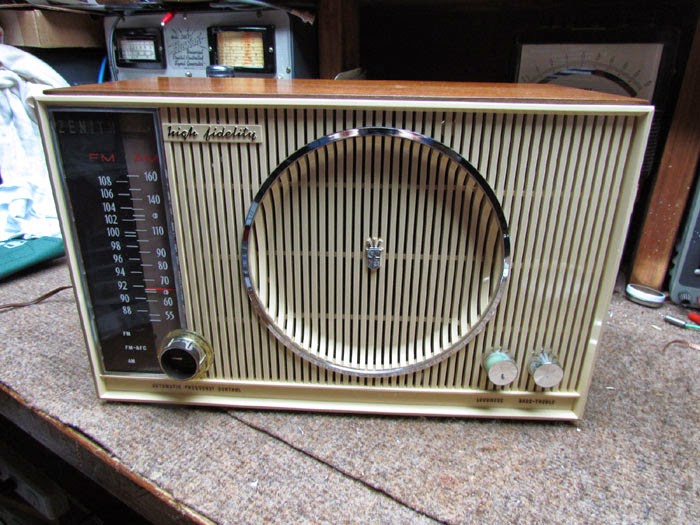 Zenith H845 Finishing Touches Crawls Backward (When Alarmed)